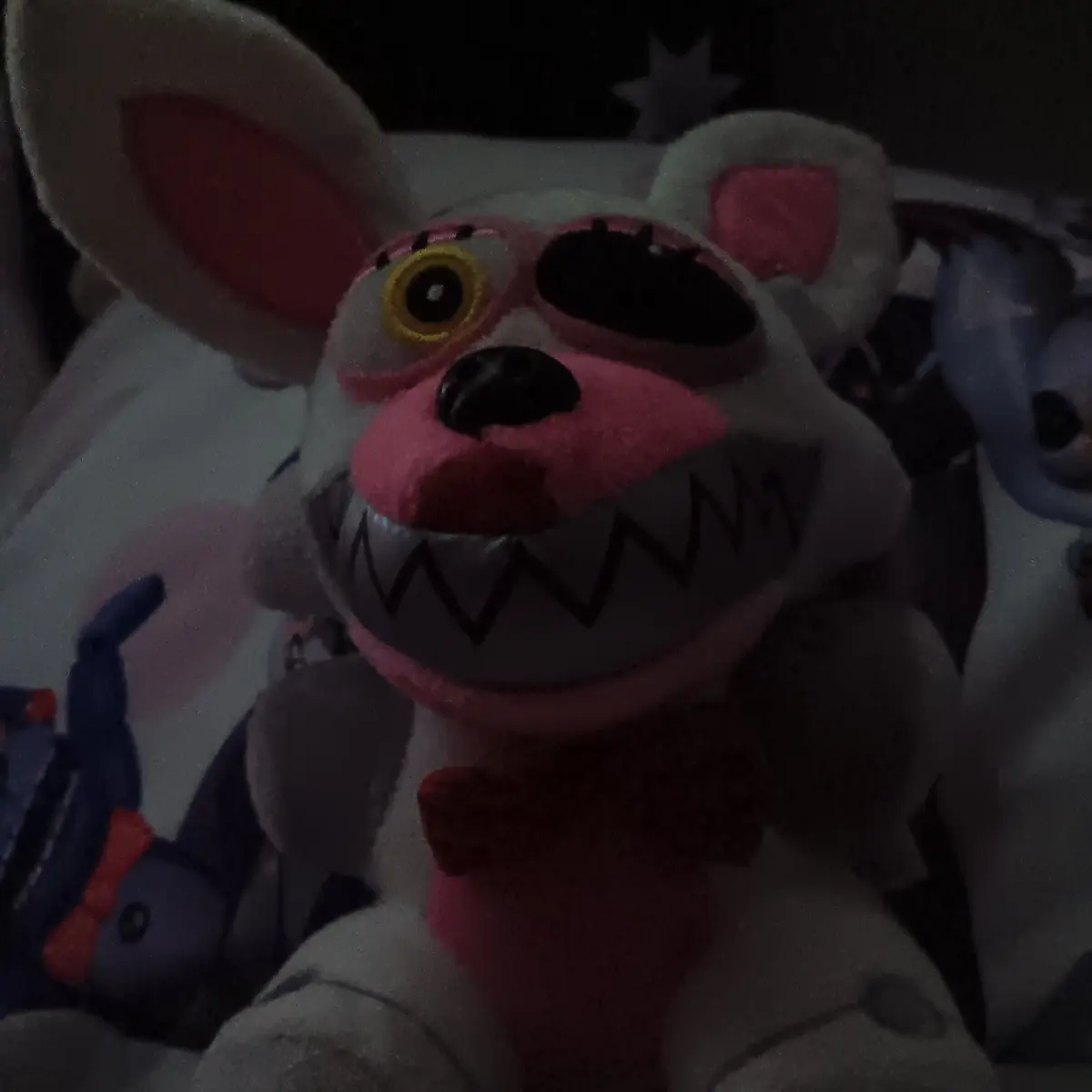 Nightmare mangle plush - NSFW Character AI Chat - horror